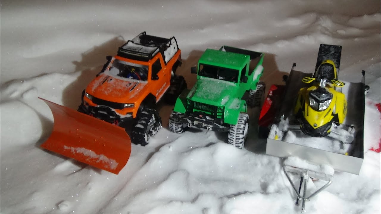 Rc SNOWMOBILE SKIDOO brushless,TRX4 TRAXX PLOWING SNOW,scale 4x4 ...