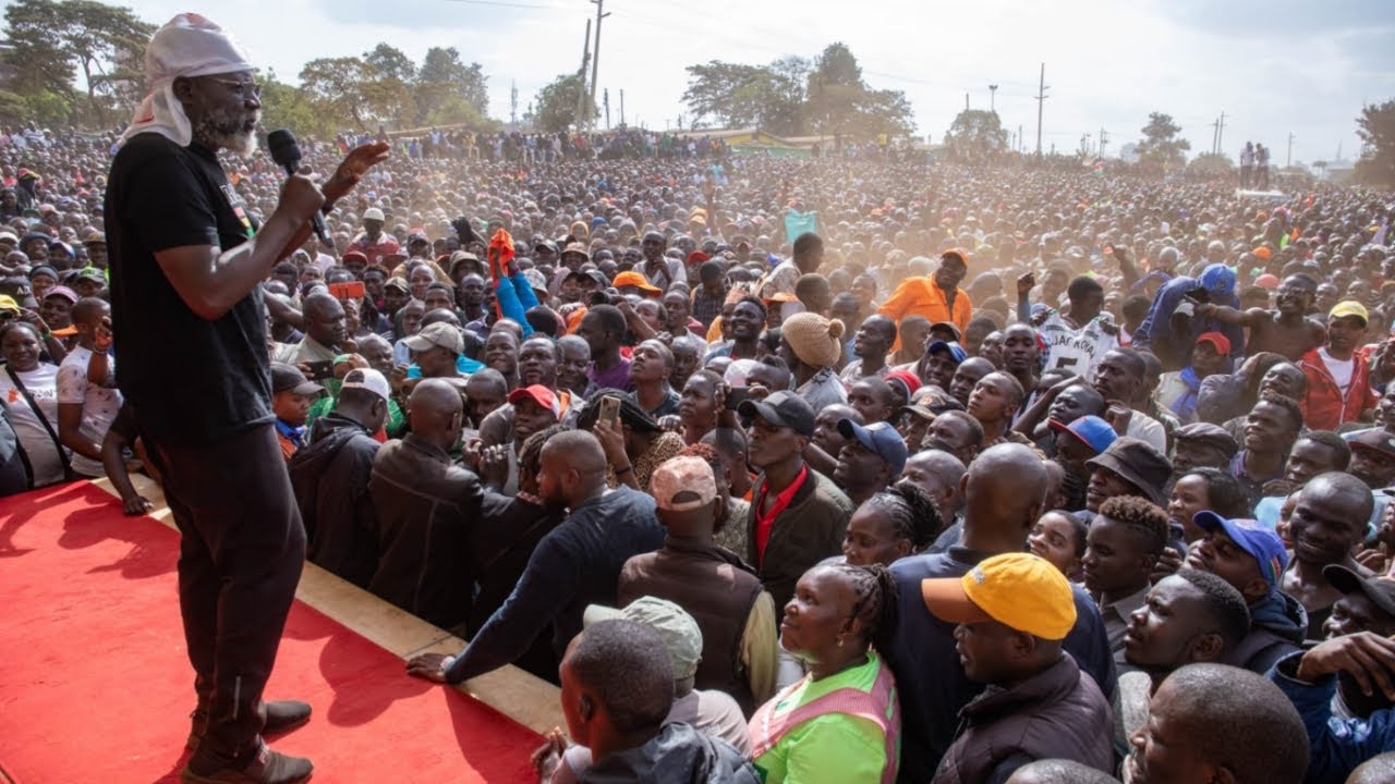 GEORGE WAJACKOYAH ROARS AT RAILA'S MASSIVE KAMUKUNJI RALLY!! - YouTube