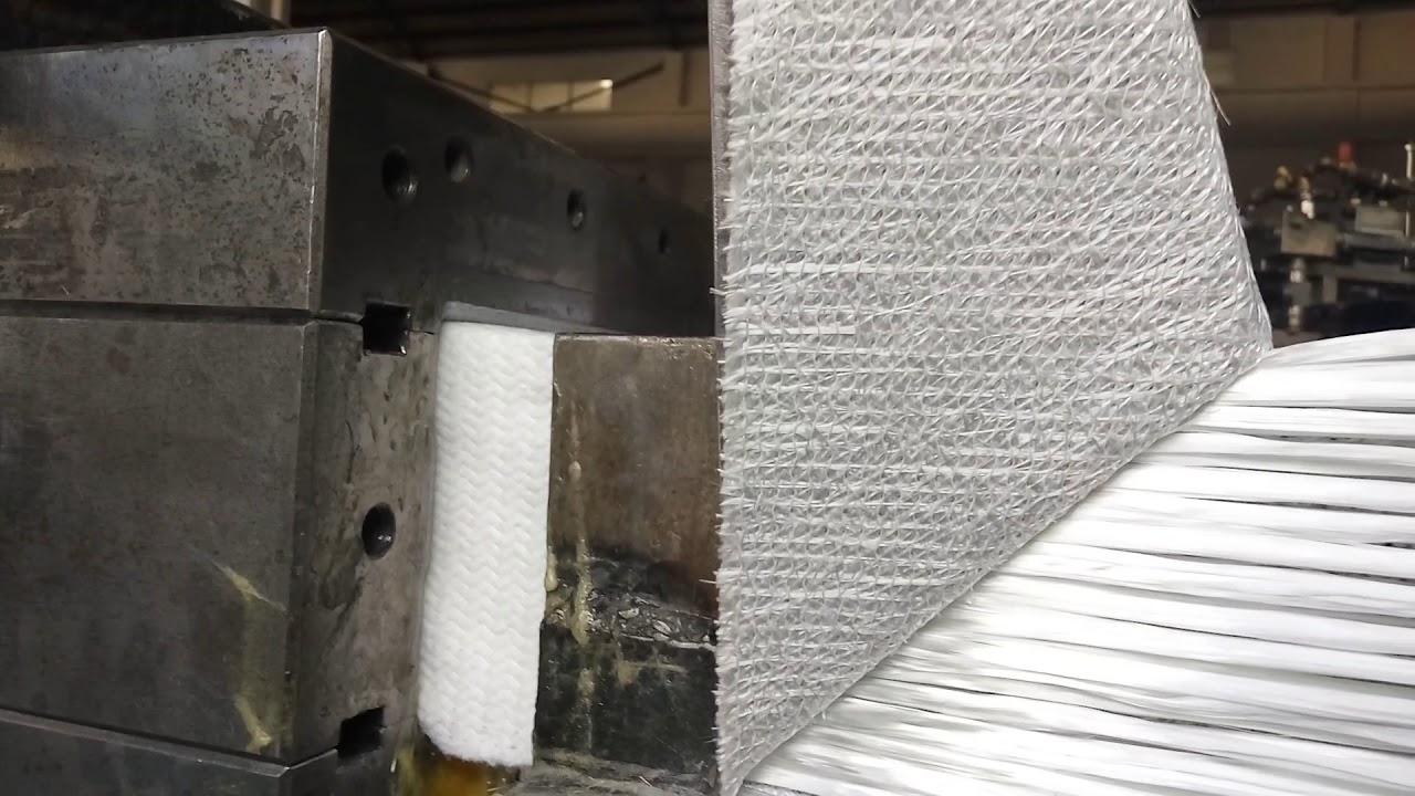 PU polyurethane Pultrusion Process 聚氨酯拉挤电缆桥架200*100*2 - YouTube