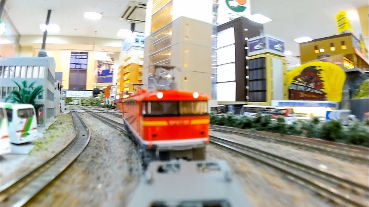 TOMIX EF67 101 ミニ走行動画 - YouTube