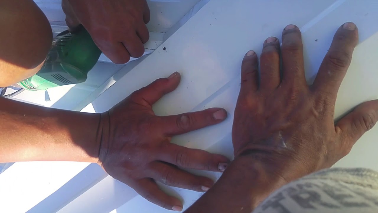 roofing - installing ridge roll - YouTube