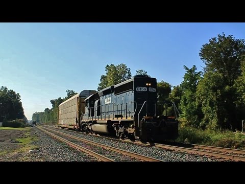 HLCX SD40-2 heads north through Westland LHF while leading CSX Local ...