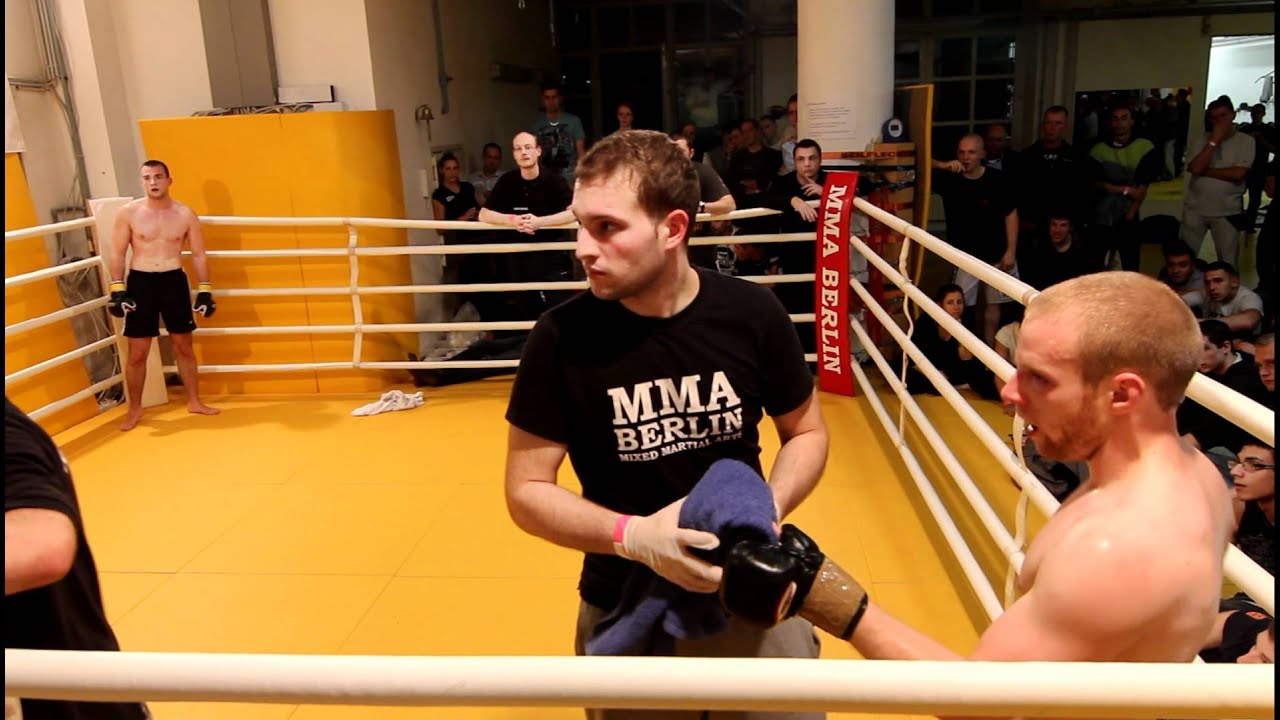 MMA Berlin #27 Patrick vs Julian - YouTube