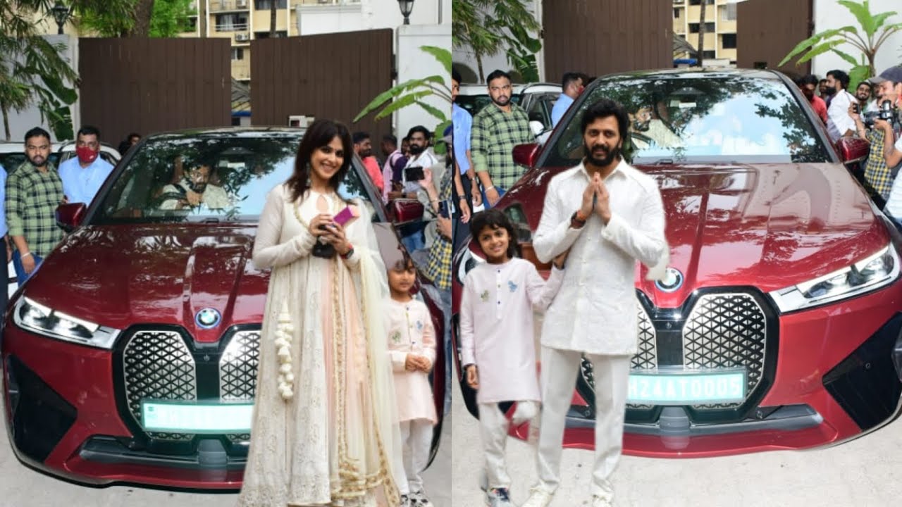 Ritesh Deshmukh & Genelia D'Souza Arrived to Take Blessings of Ganpati ...