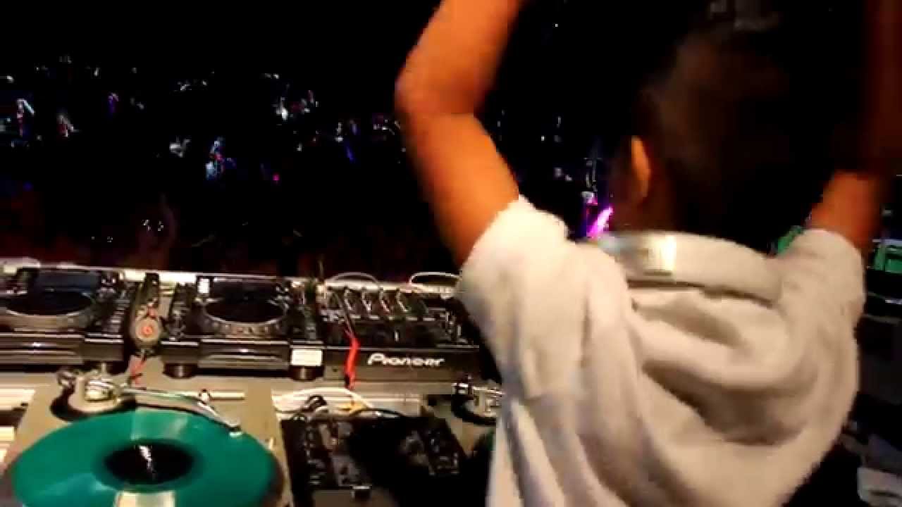 @6 - Dextrous One Full 30-Minute DJ Set Live At The KoolHaus (Toronto) - YouTube