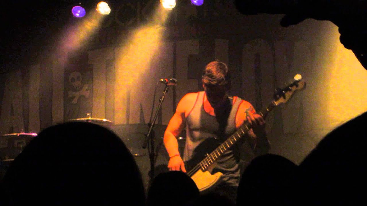 All Time Low- For Baltimore (Live) - YouTube