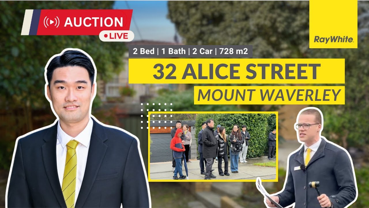 Live Auction @ 32 Alice Street, Mount Waverley - YouTube