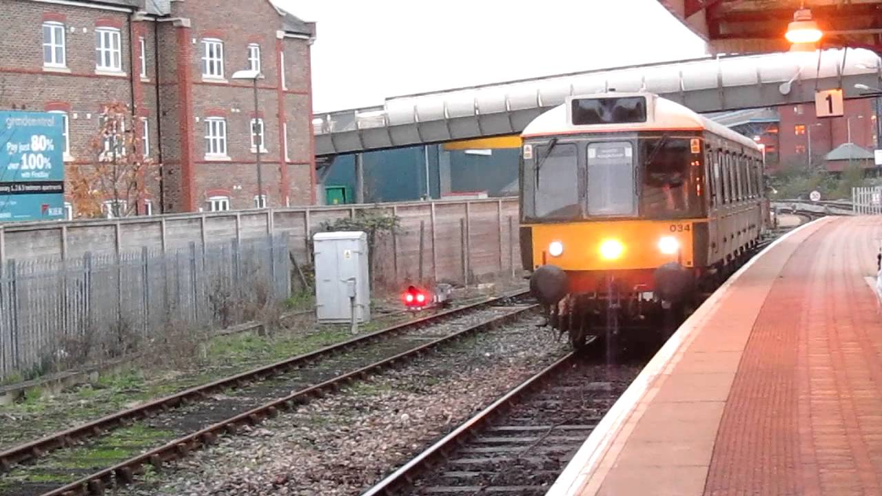 Class 121` bubble car` 15.50 Aylesbury to Princes Risborough 6/12/11 in ...