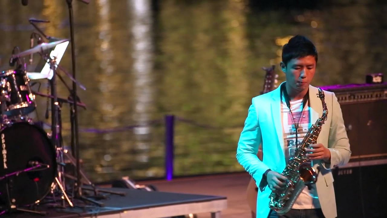 Daniel Chia - Winelight - YouTube