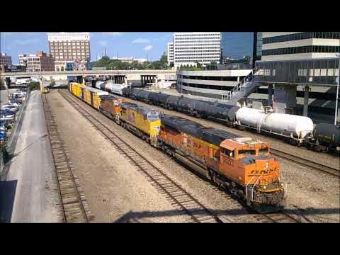 BNSF WB Mixed Freight with GECX Dash 9s and BNSF H-GALKCK with UP Power. Kansas City, MO 5/18/24 ...