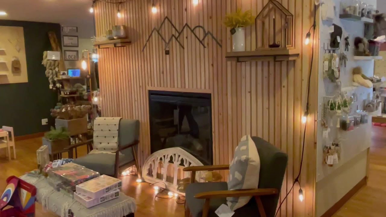 Laurel Market opens in Woodland to attract local vendors - YouTube