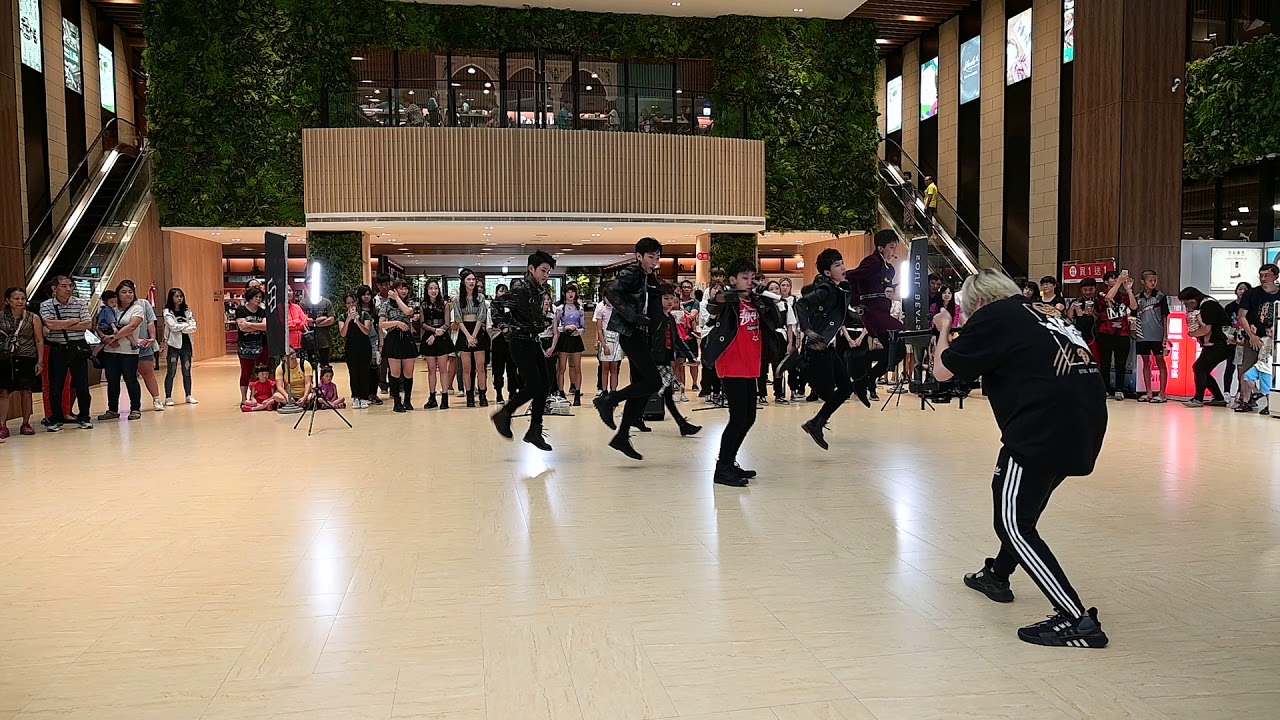 SB Mini Show Case快閃 -MiniSOUL - YouTube