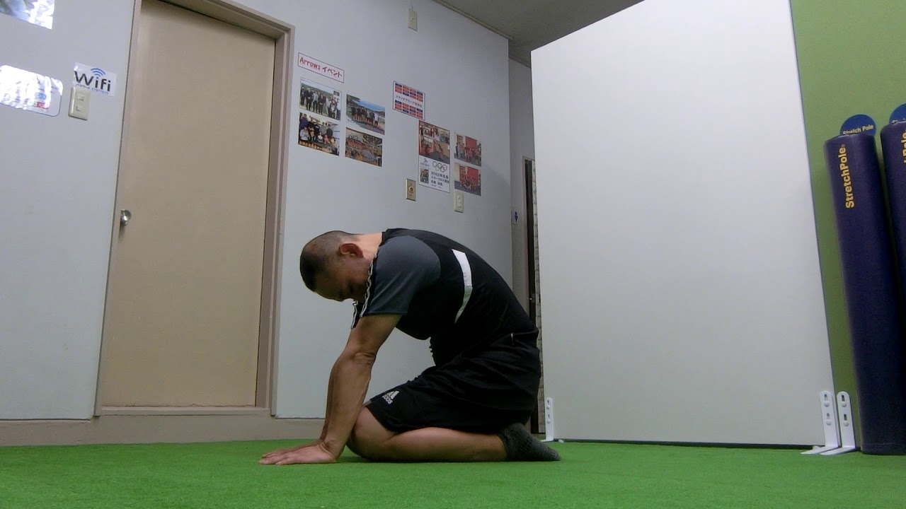 Thoracic Extension Heel Sit - YouTube