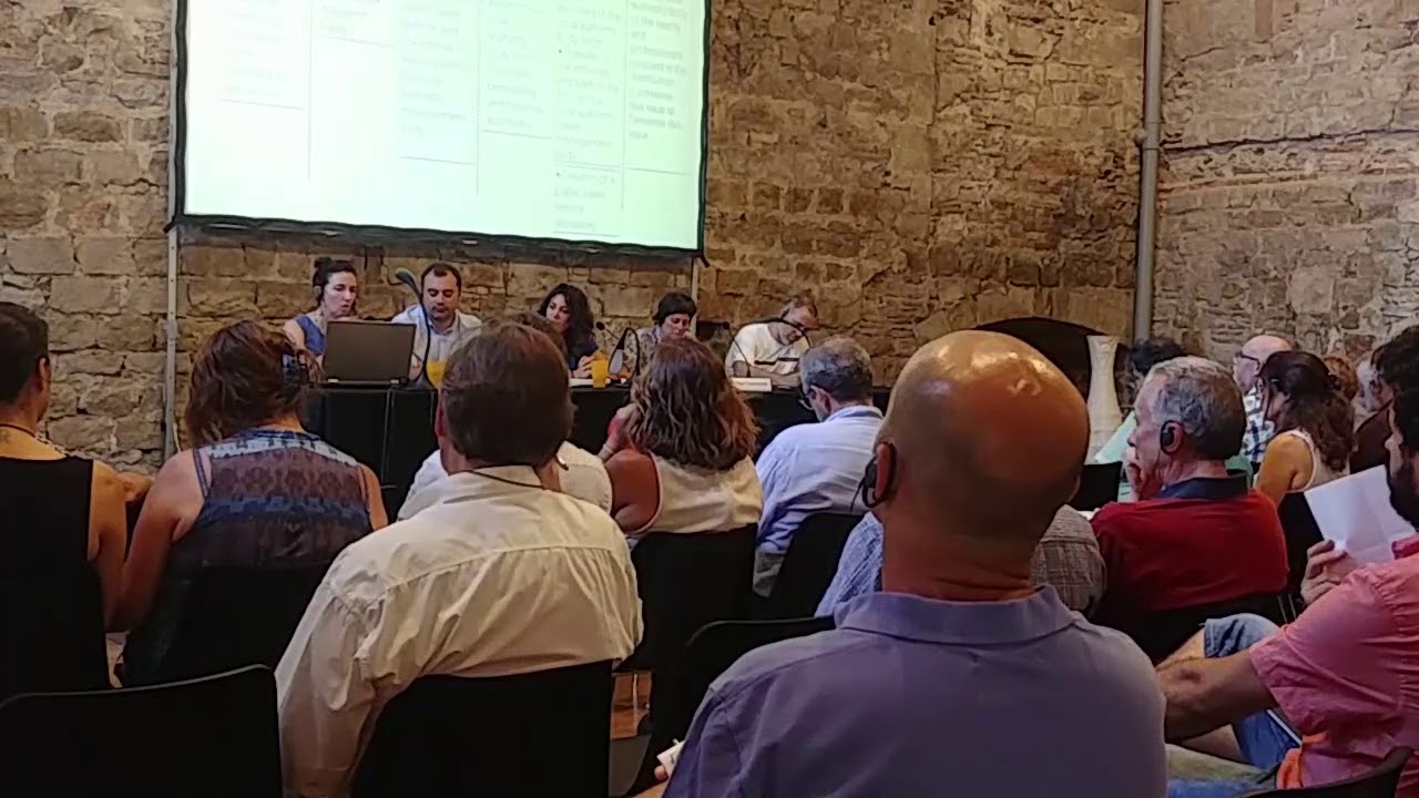 Anne Le Strat en la jornada #GovernemlAigua - YouTube