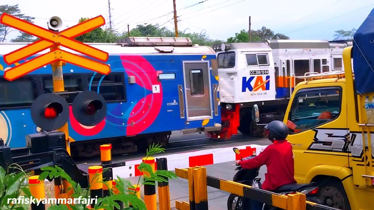 Railroad Crossing || Palang Pintu Kereta Api || Febuari2024 || Ka ...