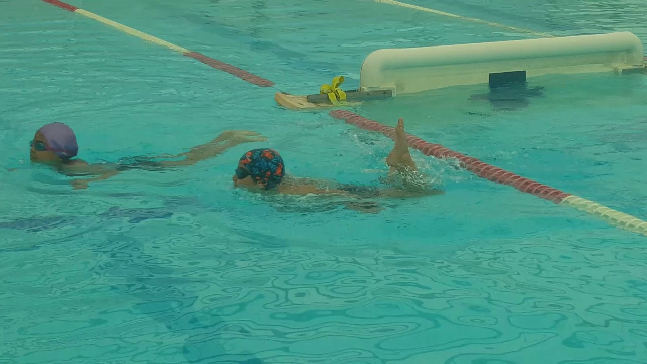 Fus natation le champion yasser - YouTube