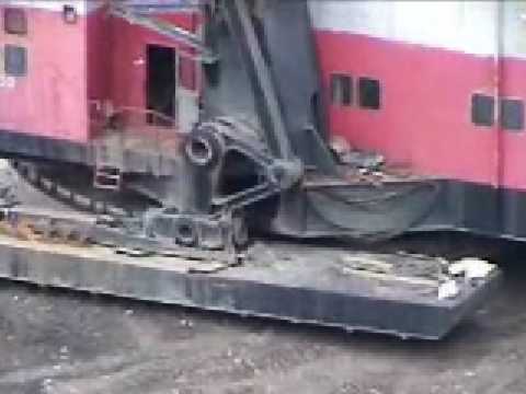 7800 dragline walking - YouTube