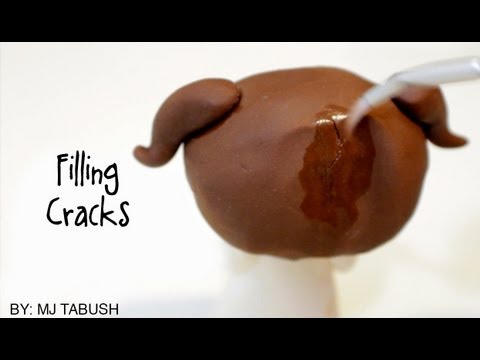 Filling fondant/gumpaste cracks - YouTube
