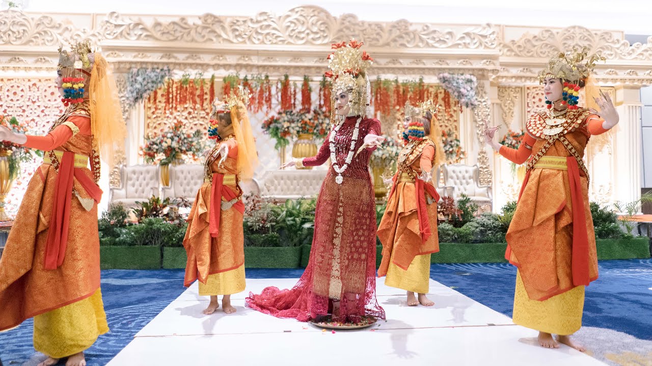 POV WEDDING I Motret Adat Palembang I Sony A7II - YouTube