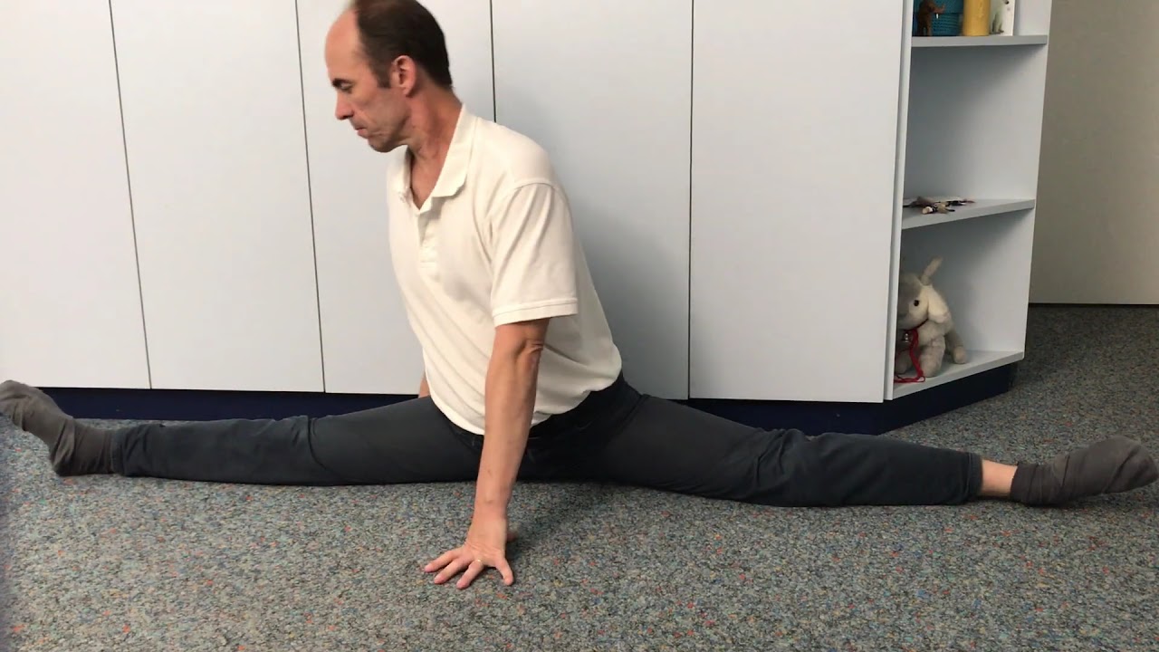 Flexibility: From Straddle Split to Frontsplit - YouTube