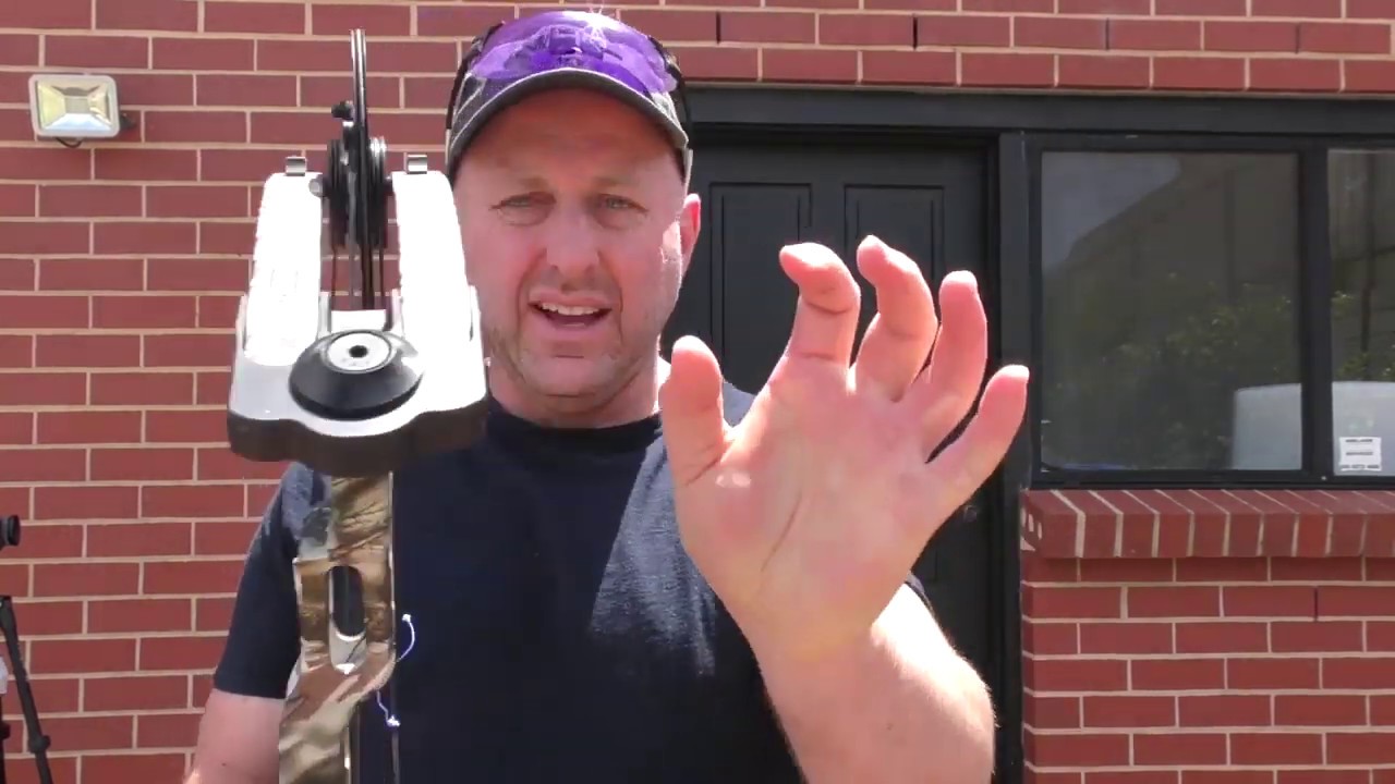 Mathews Triax compound bow review - YouTube
