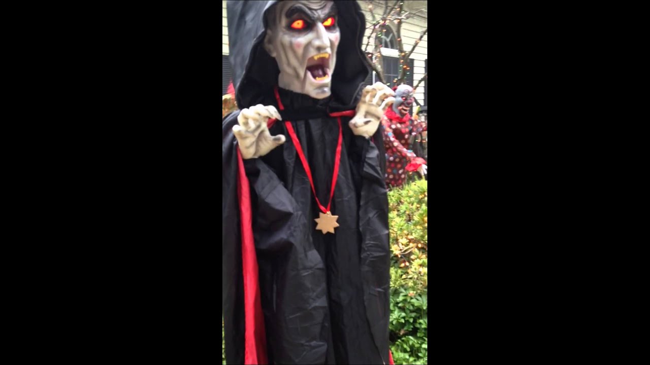 Lurching vampire- Halloween 2013 - YouTube