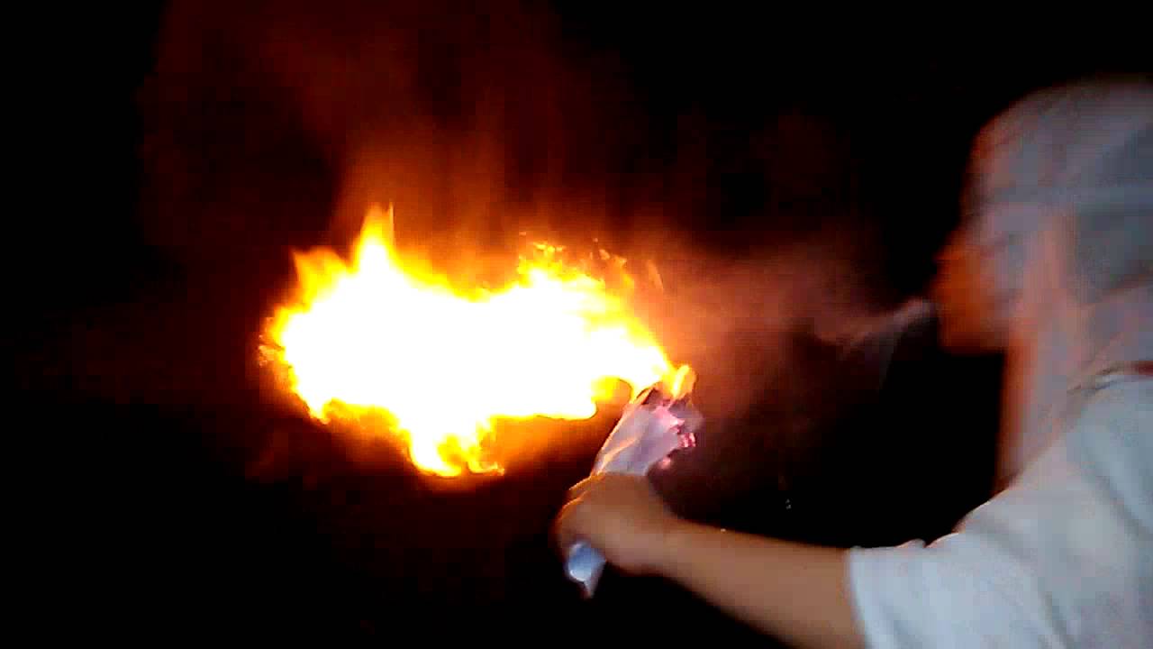 Semburan Api Naga - YouTube