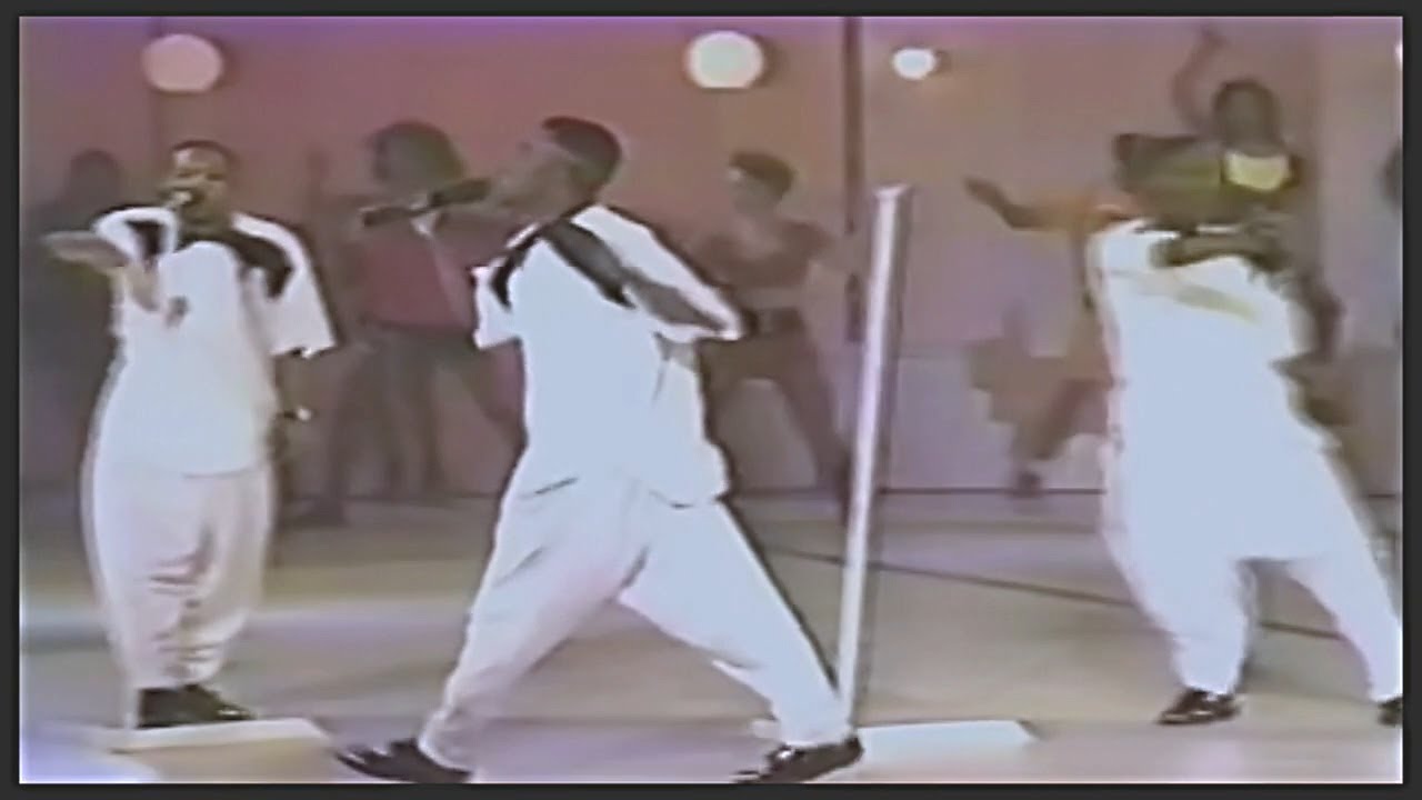 New Edition & Rob Base - Crucial (Soul Train Live) - YouTube