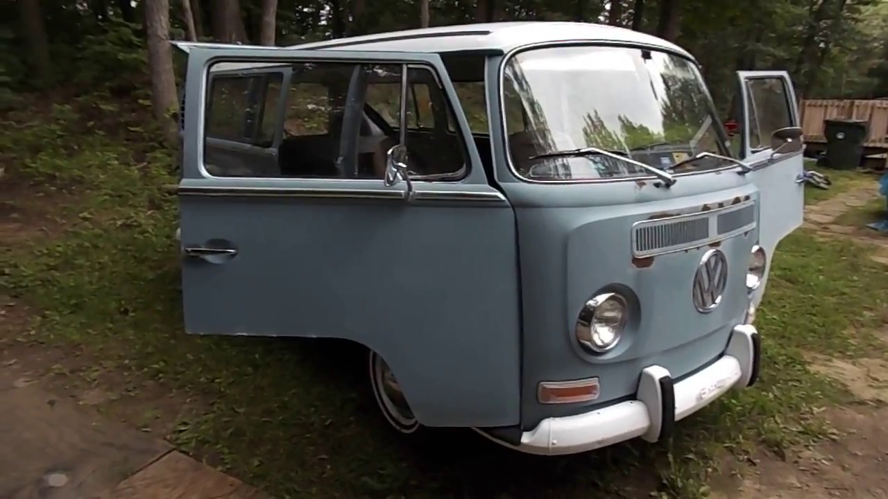 Classic 1969 Volkswagen Bus Deluxe walk around | Vw Bay Window : Van 69 ...