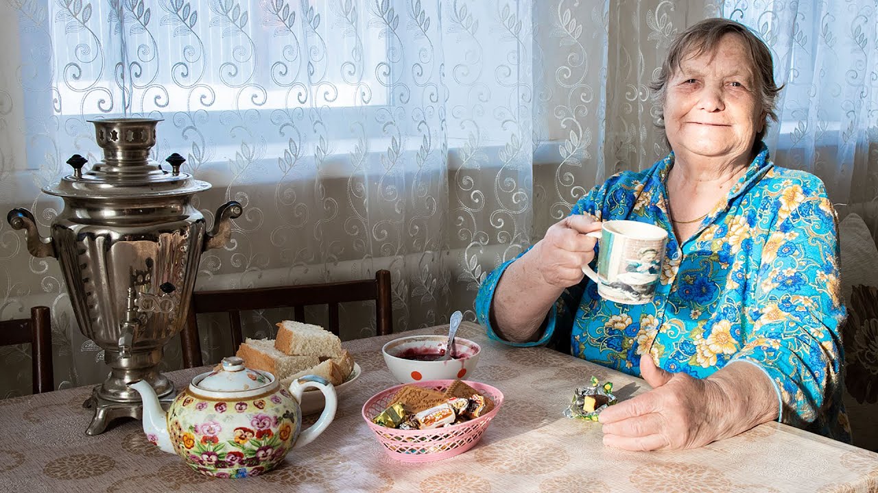 How Russian people live in villages / Life in Russia - YouTube