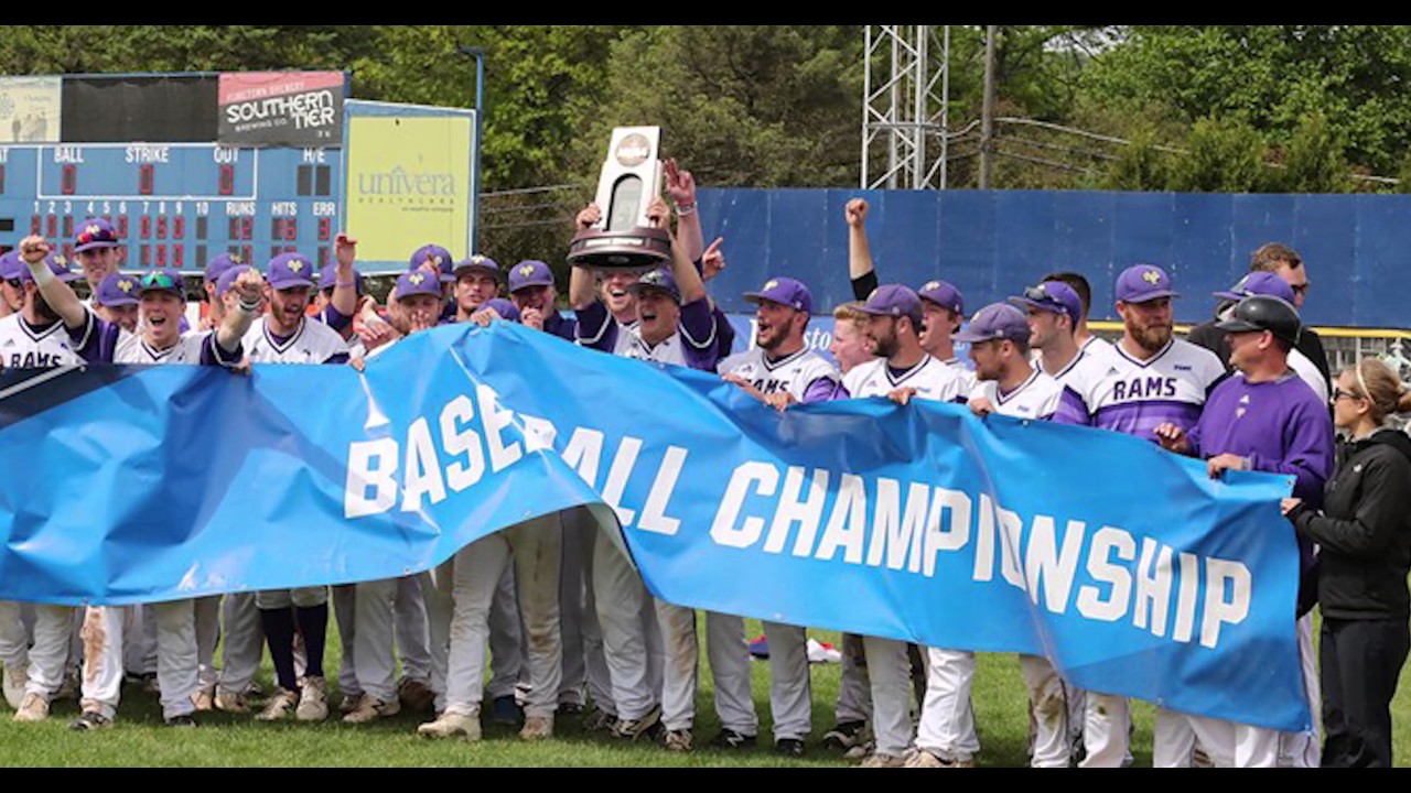 NCAA Baseball Championship Rally @WCU - YouTube
