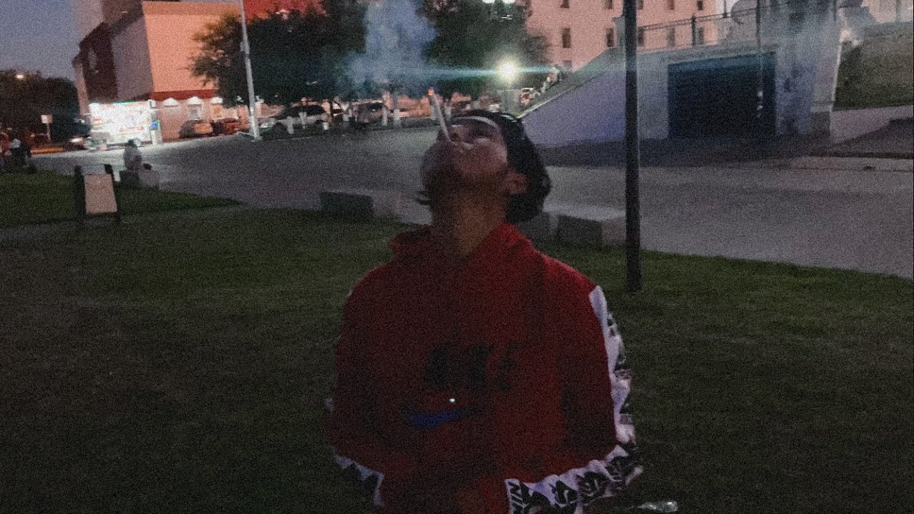 Otro Cigarro - OsXar (Video Oficial) - YouTube