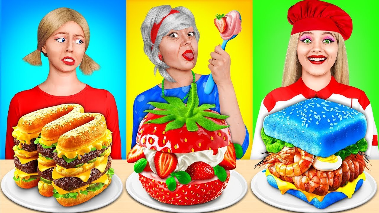 Desafío de Cocina Yo vs Abuela | Batalla de Chef en la Cocina Secreta por Mega Game - YouTube