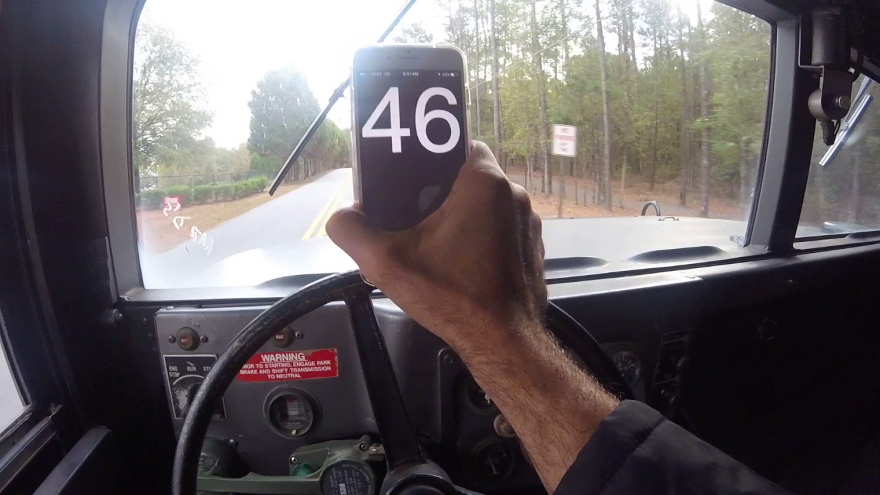 57 MPH in a 1987 M998 Humvee - YouTube