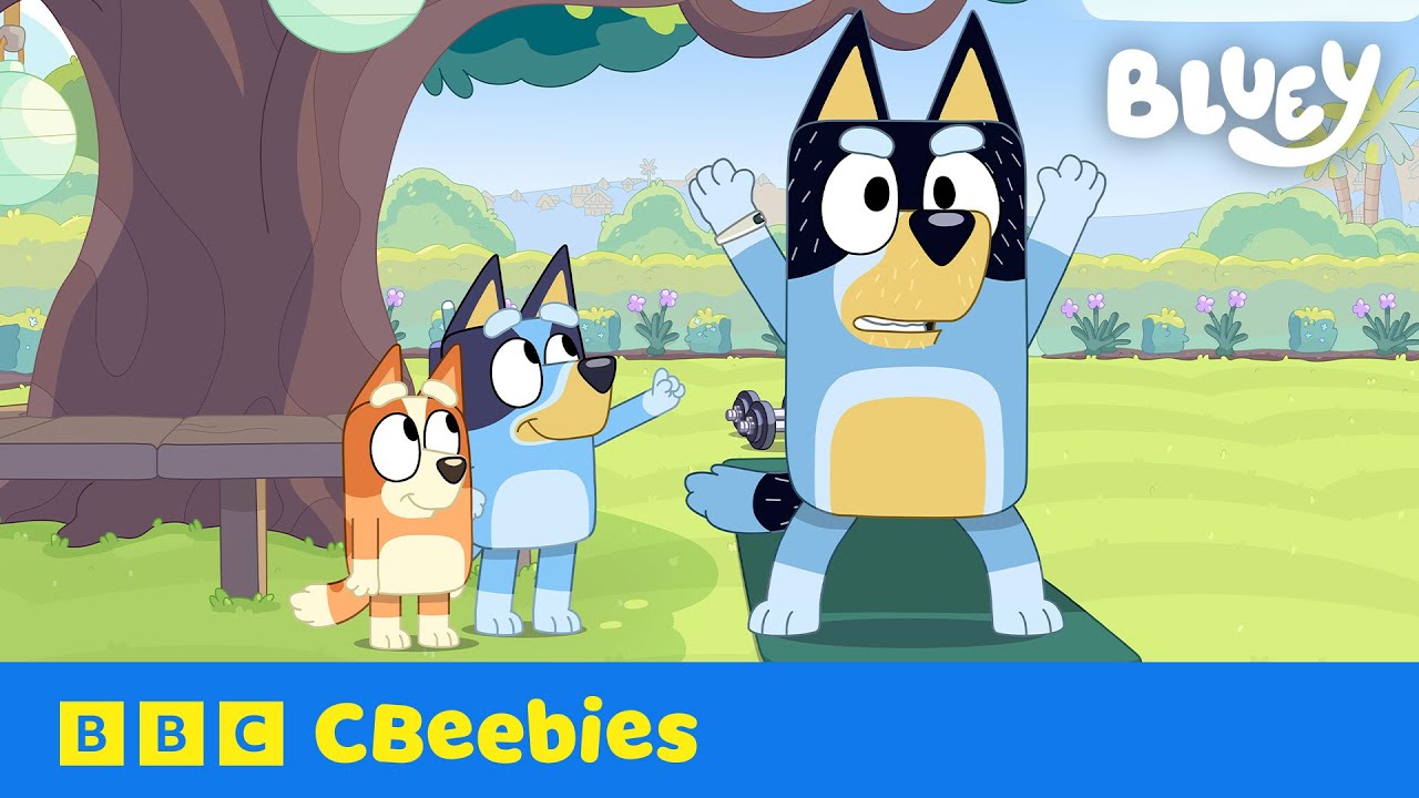 Bluey and Bingo Interrupt Dad's Exercise Routine 🏋️‍♀️ | Outdoor Games ...