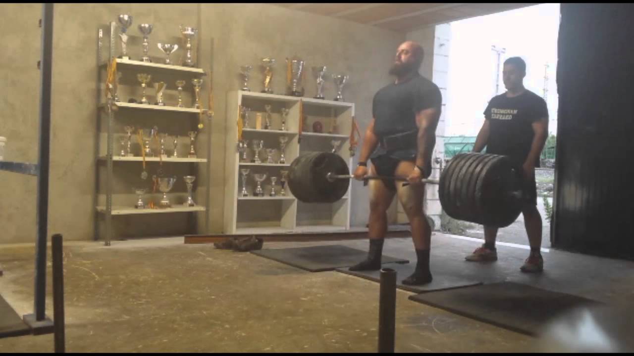 training day deadlift strongman 300kg/661LB 7reps for 3 series (3/2/2 ...