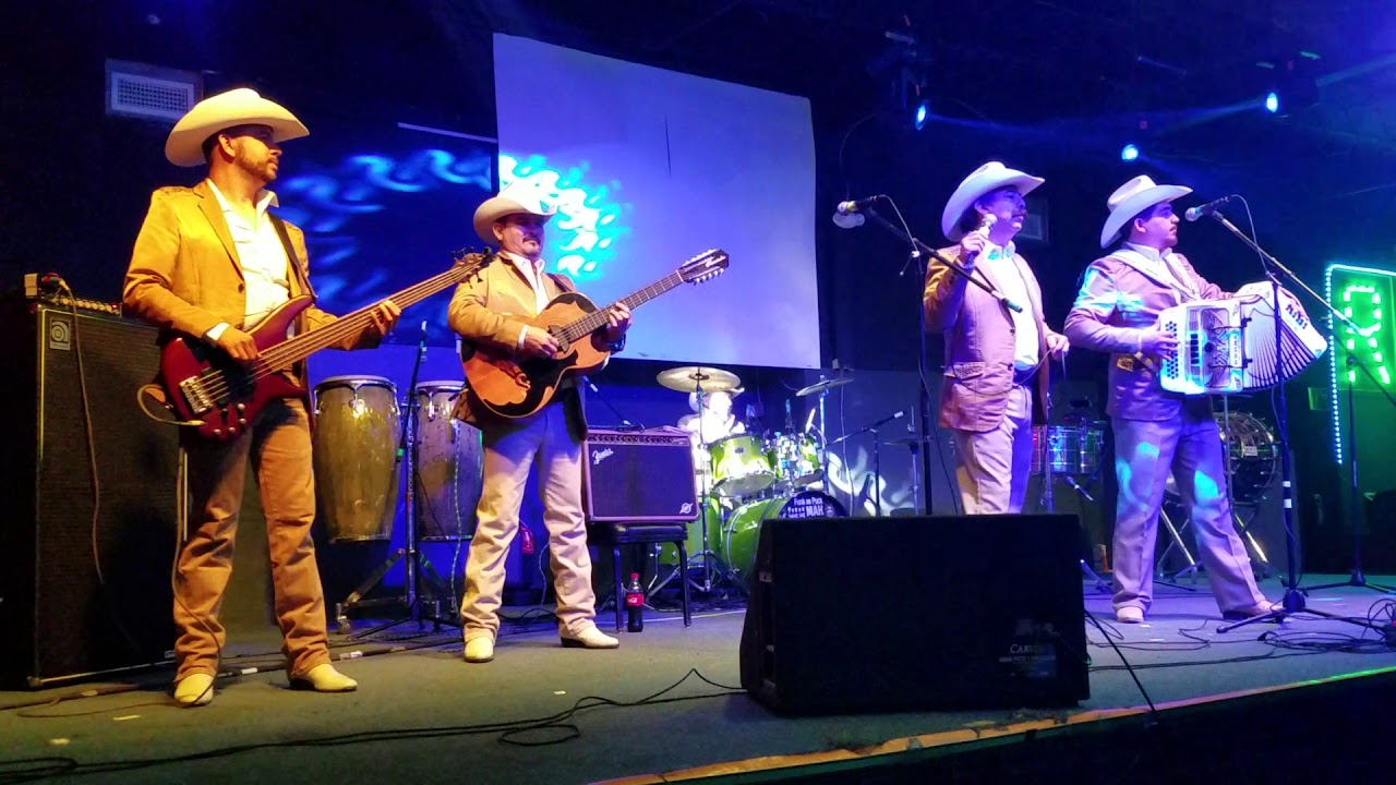 LOS CADETES DE LINARES ' EL ULTIMO BATALLON ' - YouTube