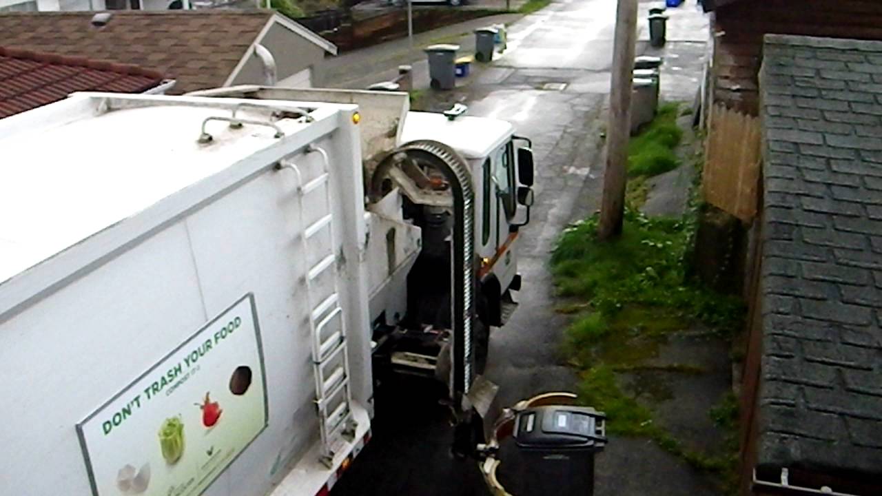 CY morning garbage truck IV (part 1) - YouTube
