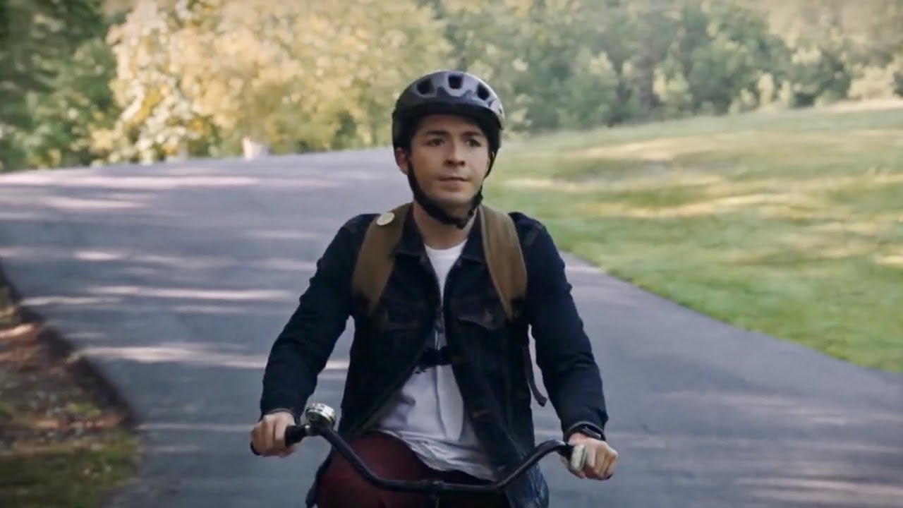 Dwight in Shining Armor Soundtrack: Dwight Cycling - YouTube