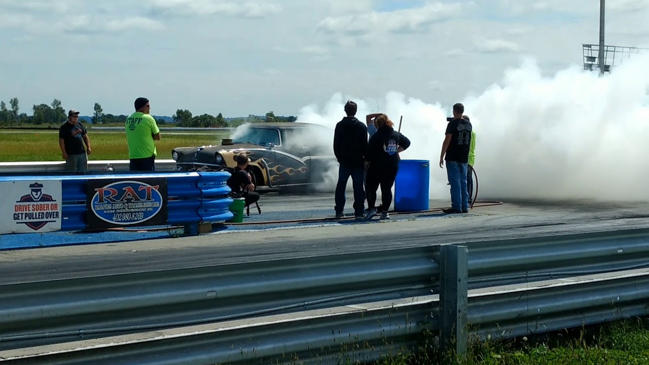 "Rustemberfest 2018" rusty cars and drag strip action - YouTube