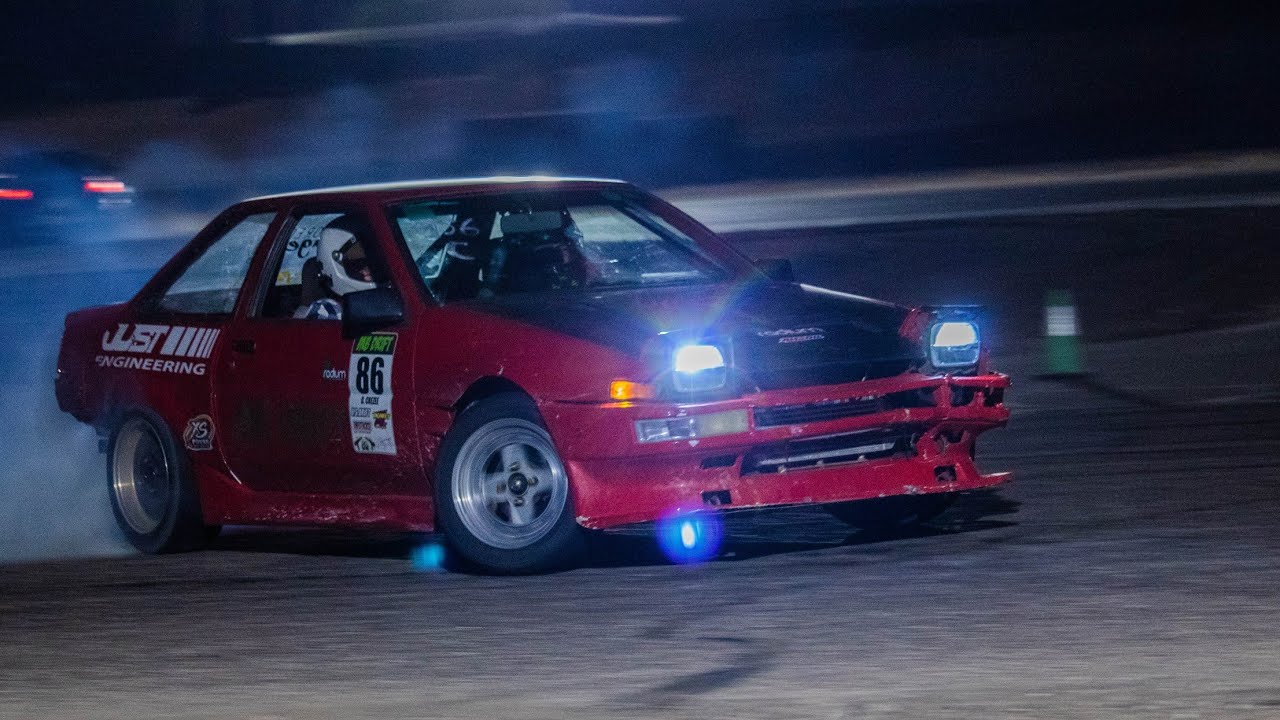 The best kind of drift events - Drifting my AE86 AT NIGHT on a Road ...