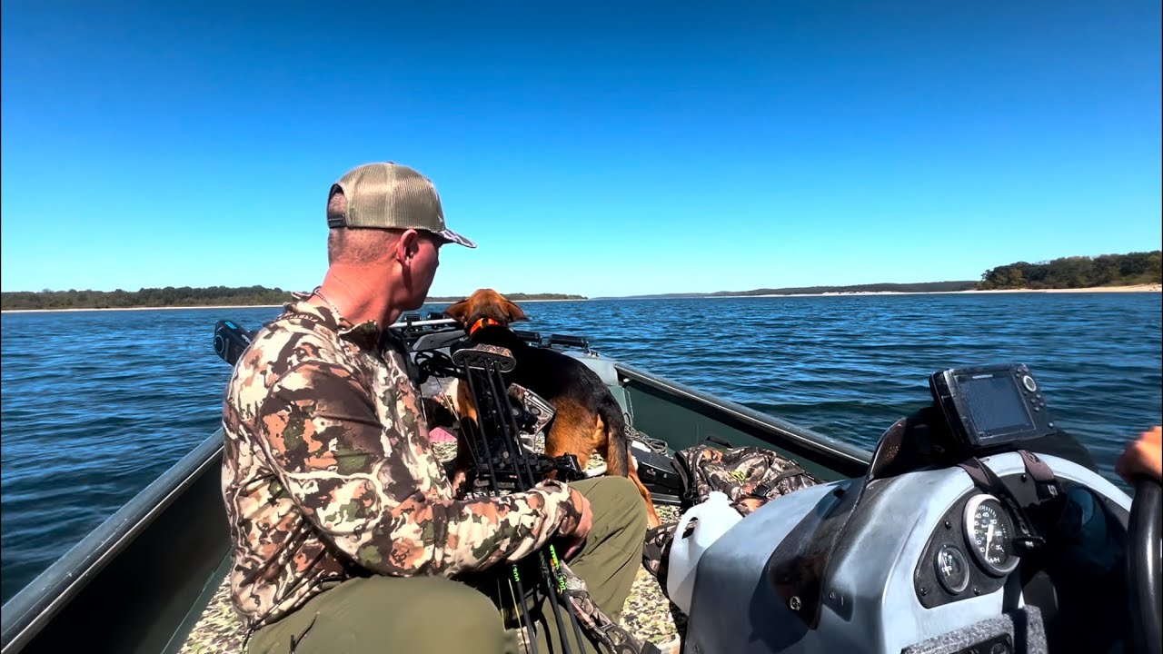 Boat trip to Track a Buck #bloodtracking #deerhunting #Hunting - YouTube