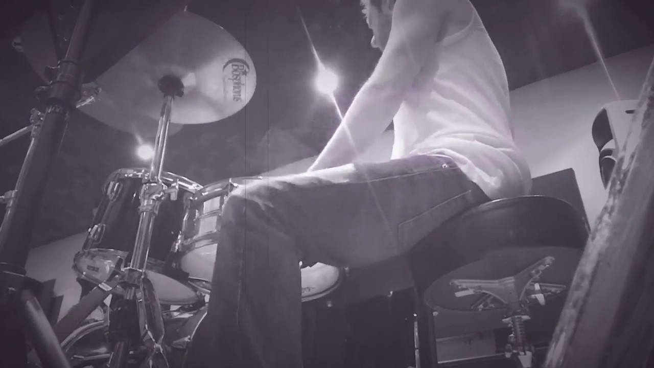 Jimmy Norden - Drums - Grooving with Carl Hudson's Moon Unit - YouTube ...