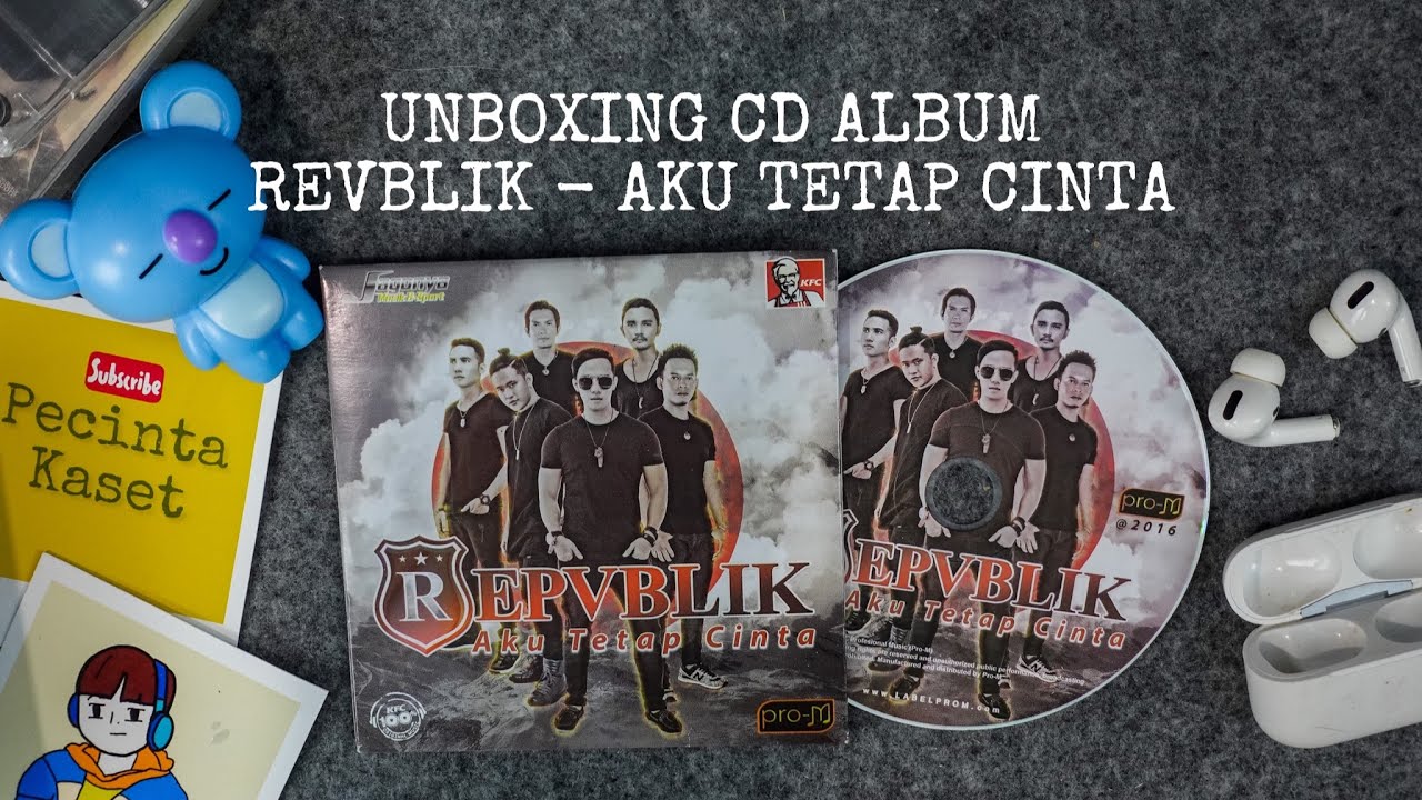 UNBOXING CD ALBUM REVBLIK AKU TETAP CINTA - YouTube Music