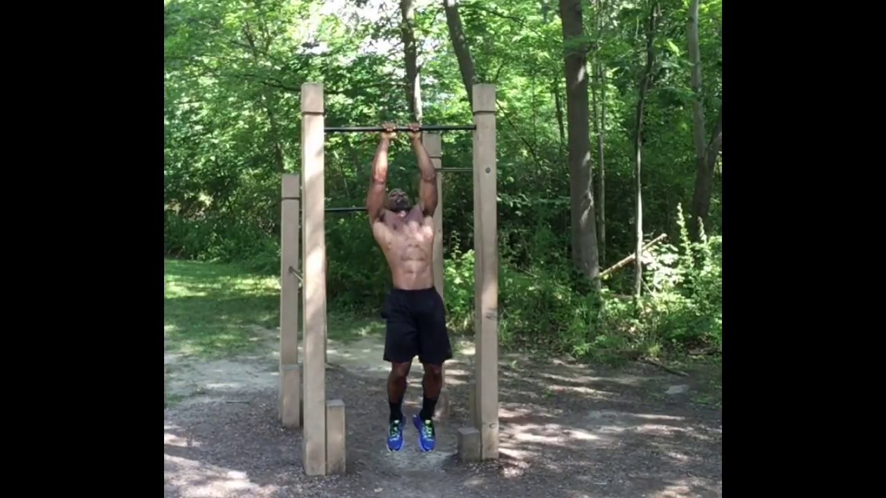 Daily Bailey Workout #11!!! Core and Pullups! - YouTube