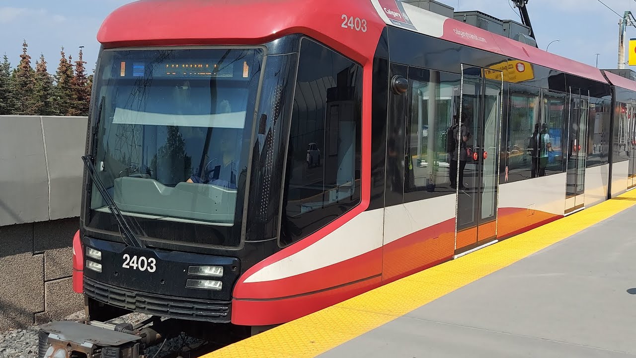 Calgary transit centre Train CHINOOK STATION #calgary - YouTube
