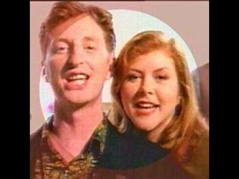 Kirsty MacColl & Billy Bragg - "New England" : BBC Session 12/05/91 ...