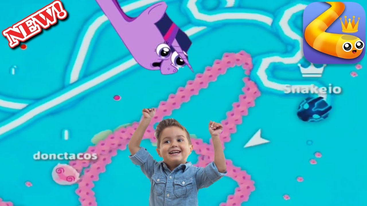 I Feed Cute Noob In Snake. Io! Epic Snakeio Gameplay - YouTube