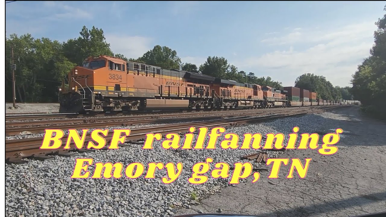 BNSF, Running through Emory Gap, Tennessee . Railfanning. - YouTube