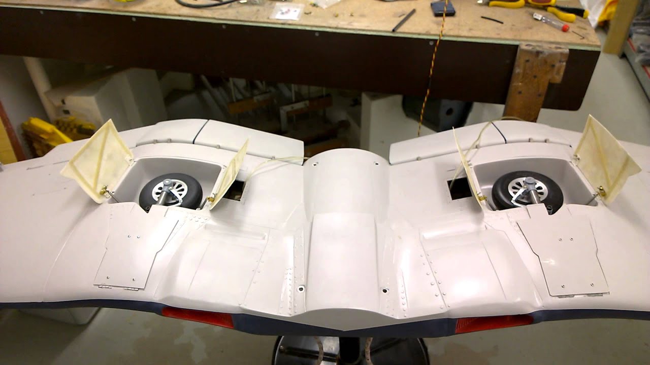 Corsair Landing gear operation - YouTube